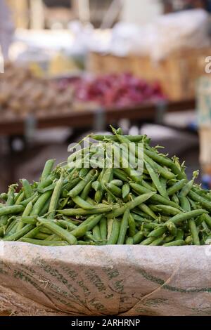 Vibrant local market in Karachi, Pakistan! Fresh produce, colorful ...