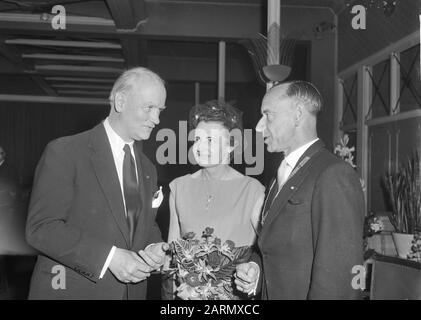 Jonkheer Mr. Dr. Van Nispen tot Pannerden celebrates 25th anniversary ...