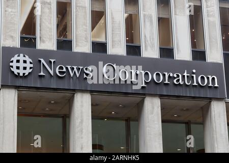 The News Corporation logo on their headquarters building in New York ...