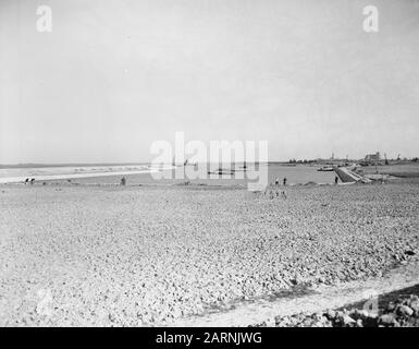 Work Delta Plan at Veere Date: April 17, 1957 Location: Veere, Zeeland ...