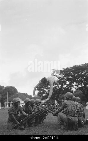 Visit of Lieutenant General Spoor to Makassar; Memorial 1 Anniversary ...
