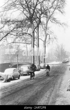 Snowfall Date: February 5, 1968 Keywords: snowfall Stock Photo - Alamy