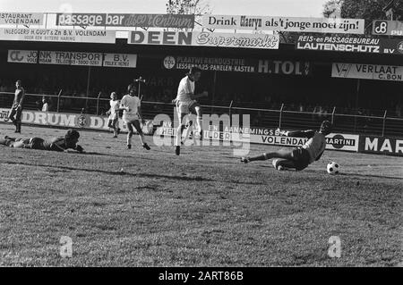 UNITED STATES - OCTOBER 1: From left, Rep. Steny Hoyer, D-Md., Sen ...