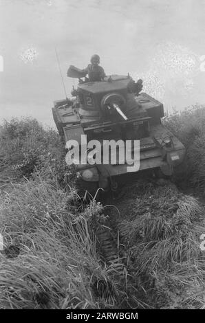 commander in the turret of a tank Stock Photo - Alamy