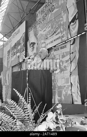 Truth Festival in RAI in Amsterdam, overview, September 30, 1972 ...