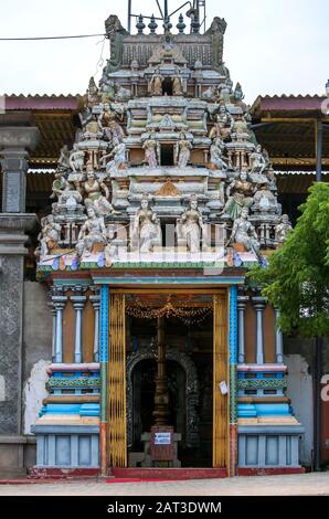 Koneswaram Kovil Hindu Temple, Trincomalee, Sri Lanka, Koneswaram Stock Photo - Alamy