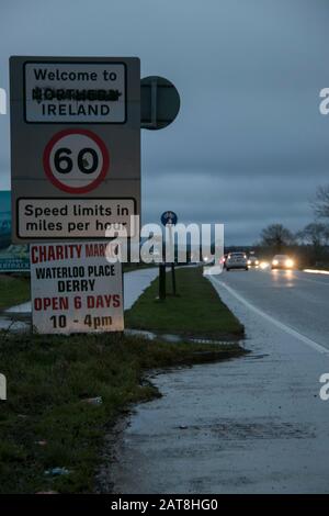 Ireland border crossing - Derry and Donegal Stock Photo - Alamy