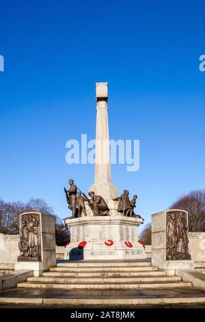Port Sunlight Model Village, the War Memorial Stock Photo - Alamy