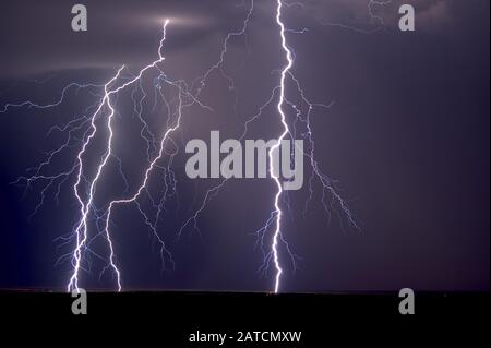 Multiple Lightning Strikes during the night Thunderstorms in ...