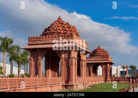 Exterior view of the famous BAPS Shri Swaminarayan Mandir at Chino ...