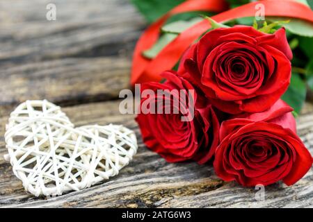 wicker heart valentine's day concept Stock Photo - Alamy