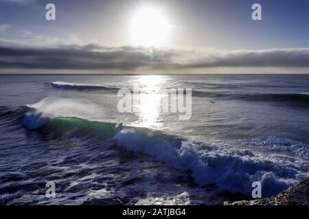 Winter coastal morning and ocean surf. Sunset Cliffs Natural Park, San ...
