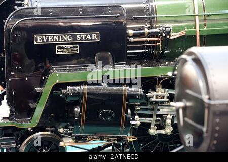 92220 Evening Star, the last steam locomotive built for British Rail in ...