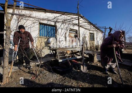 Georgia Gori 18-01-2015 Poor people mother survive the cold winter in ...