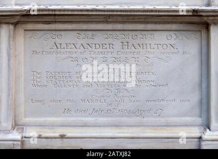 Graves of first secretary of the treasury, Alexander Hamilton died ...