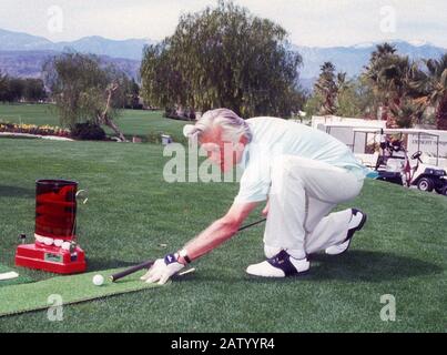 Kirk Douglas 1990s Photo By Michael Ferguson/PHOTOlink/MediaPunch Stock Photo - Alamy