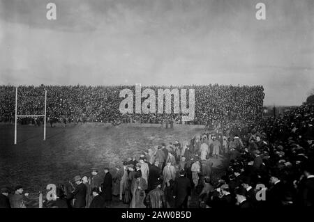 Harvard-Princeton football game ca. 1910-1915 Stock Photo - Alamy