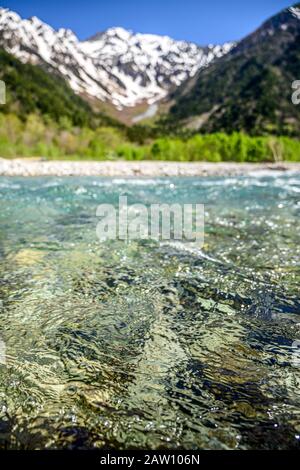 Clear stream of Kamikochi-Azusa river Stock Photo - Alamy