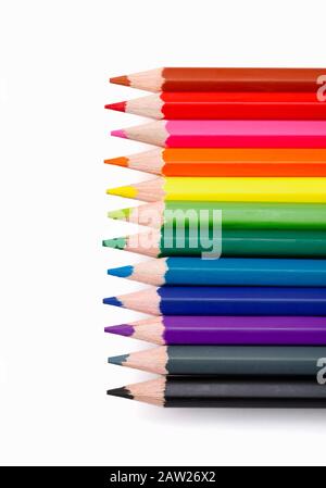 Row of coloured pencils, close up Stock Photo - Alamy