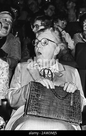 Juliana in Utrecht Jaarbeurs by Ned. women's council georg. theme day ...