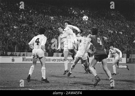 PSV v Feyenoord 1-1; Michel van de Korput (l) and others defending ...