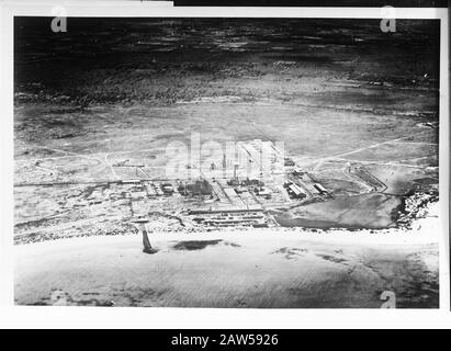 Aruba Oil Refinery Stock Photo - Alamy