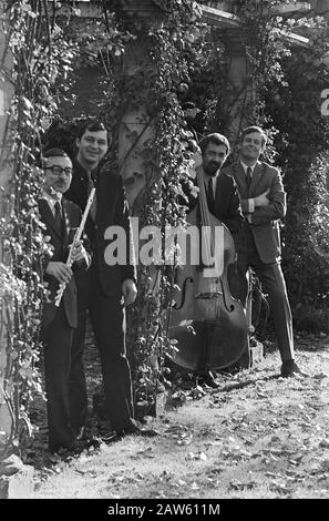 Quartet Raymond Guiot (1967 Stock Photo - Alamy