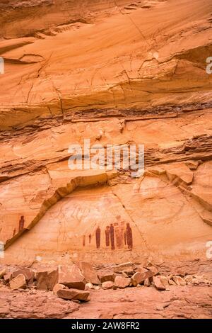 A Barrier Canyon-style pictograph panel in Wild Horse Canyon in the San ...