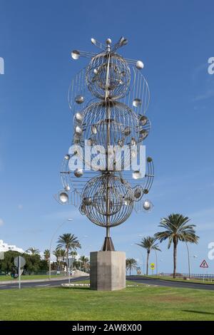 Wind toy "Fobos" by César Manrique, certified copy of the original ...