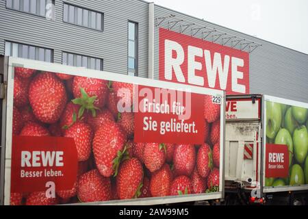Oranienburg, Germany. 07th Feb, 2020. The Logistics Centre East of the ...