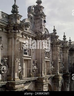 MONASTERIO-GARGOLAS. Location: MONASTERIO DE SAN SALVADOR ...
