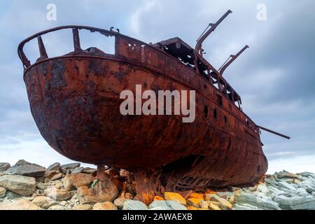 Plassey boat wreck on Inis Oírr (Inisheer island), smallest of the Aran ...