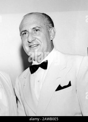 1964 ca , New York , U.S.A. : The celebrated italian singer RITA PAVONE ...