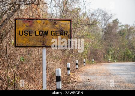 All trucks to use a low gear traffic sign Stock Photo - Alamy