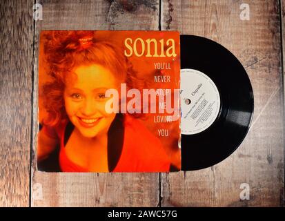 Sonia - you'll never stop me loving you - 7 inch single Stock Photo - Alamy