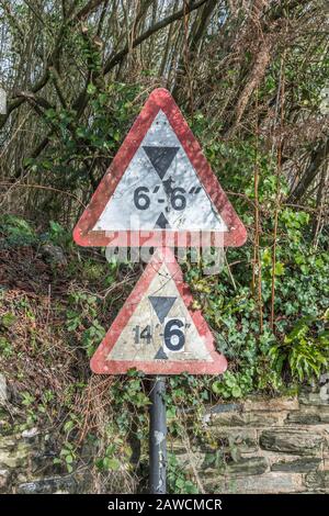 UK bridge clearance height warning sign. Low bridge concept, red ...
