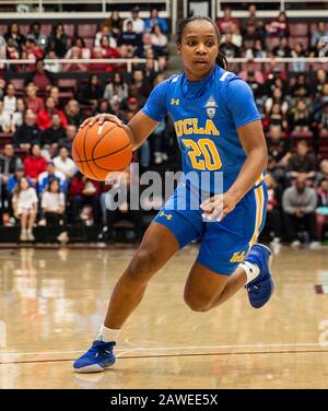 UCLA Bruins guard Charisma Osborne (20) shoots over Washington State ...