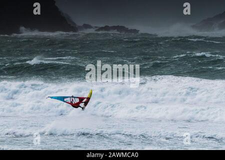 Newquay, Cornwall, UK. 9th Feb, 2019. UK weather. Windsurfers surfing ...