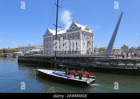 Swing bridge and African Trading Port building at V&A Waterfront Cape ...