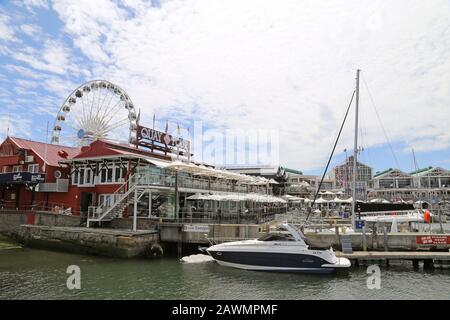 Cape Town Waterfront - Quay Four restaurant and jetty Stock Photo - Alamy