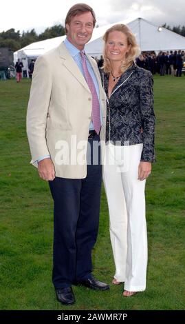 Lord brocket and fiance Harriet Warren announce their engagement in ...