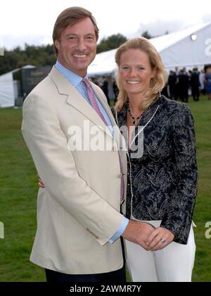 Lord brocket and fiance Harriet Warren announce their engagement in ...