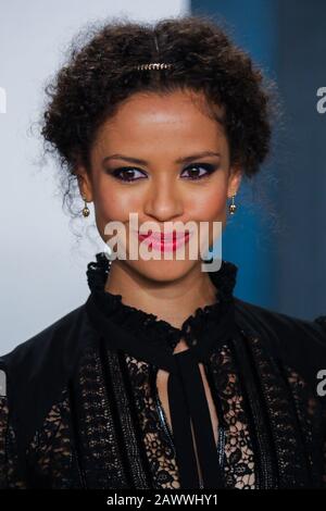 Gugu Mbatha-Raw walking on the red carpet at the 2020 Vanity Fair Oscar ...