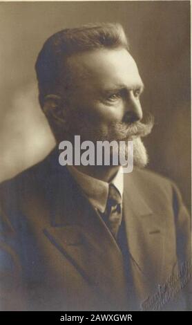 Fran Pavlin 1920s Stock Photo - Alamy