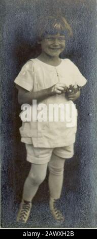 Fran Vesel Portret deklice (3 Stock Photo - Alamy