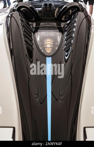 Pagani Huayra Roadster engine Stock Photo - Alamy