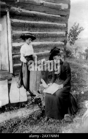 Log Cabin at the Abraham Lincoln Birthplace National Historic Park in ...