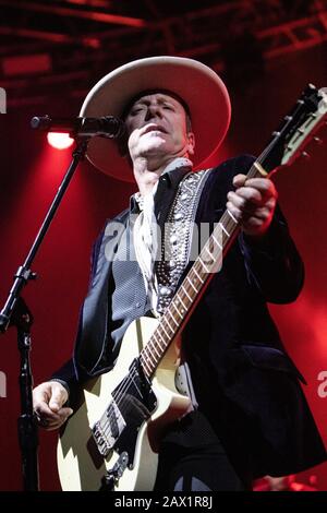 Kiefer Sutherland performs live at Fabrique in Milan, Italy, on ...