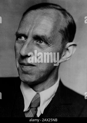 Heinrich Rudolf Hertz, German physicist Stock Photo - Alamy