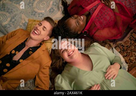 SHRILL, from left: Emily Fightmaster, Aidy Bryant, 'Kevin', (Season 2 ...